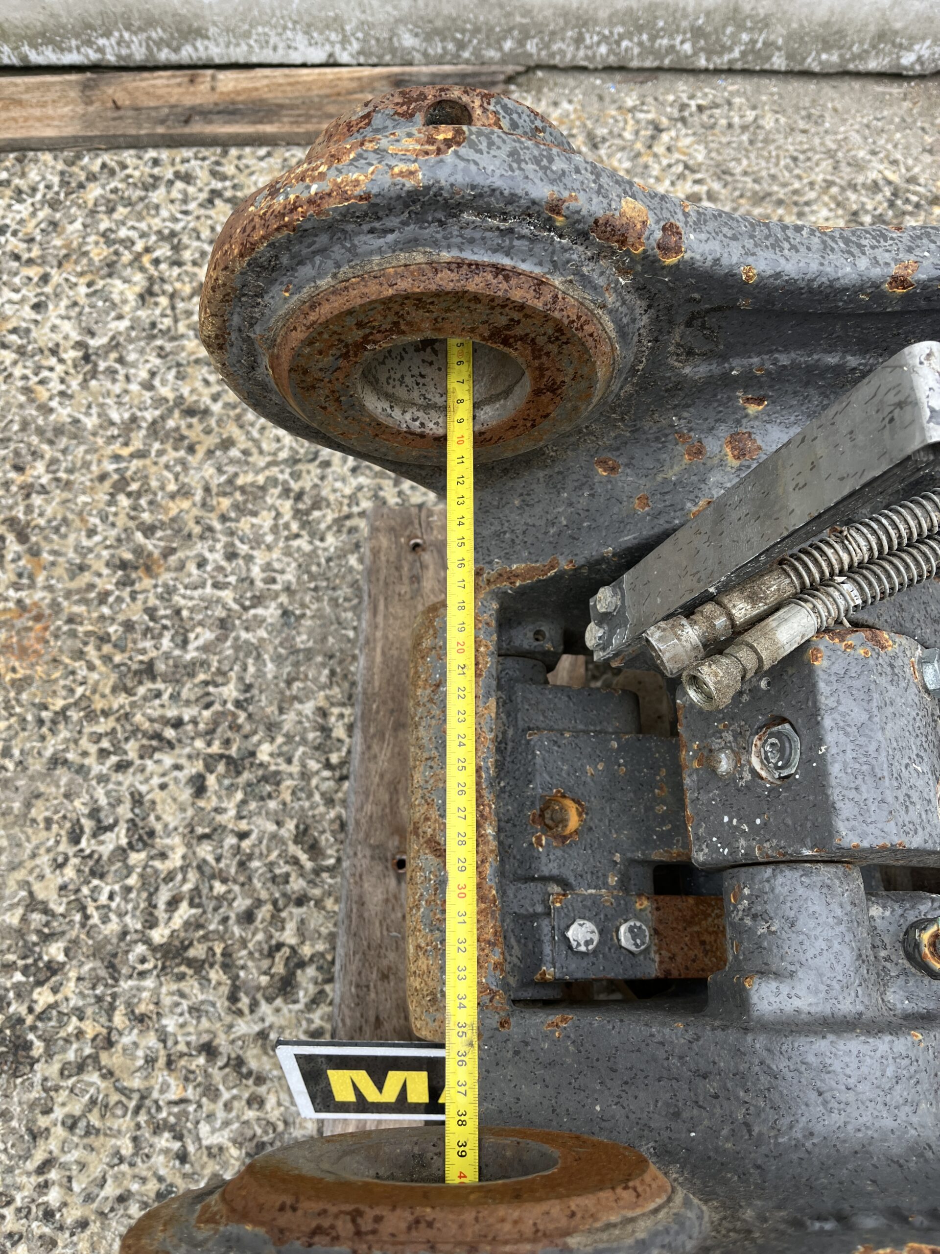 VOLVO EC160 / EC 160 MILLER QUICKCOUPLER – Machinery-parts.com