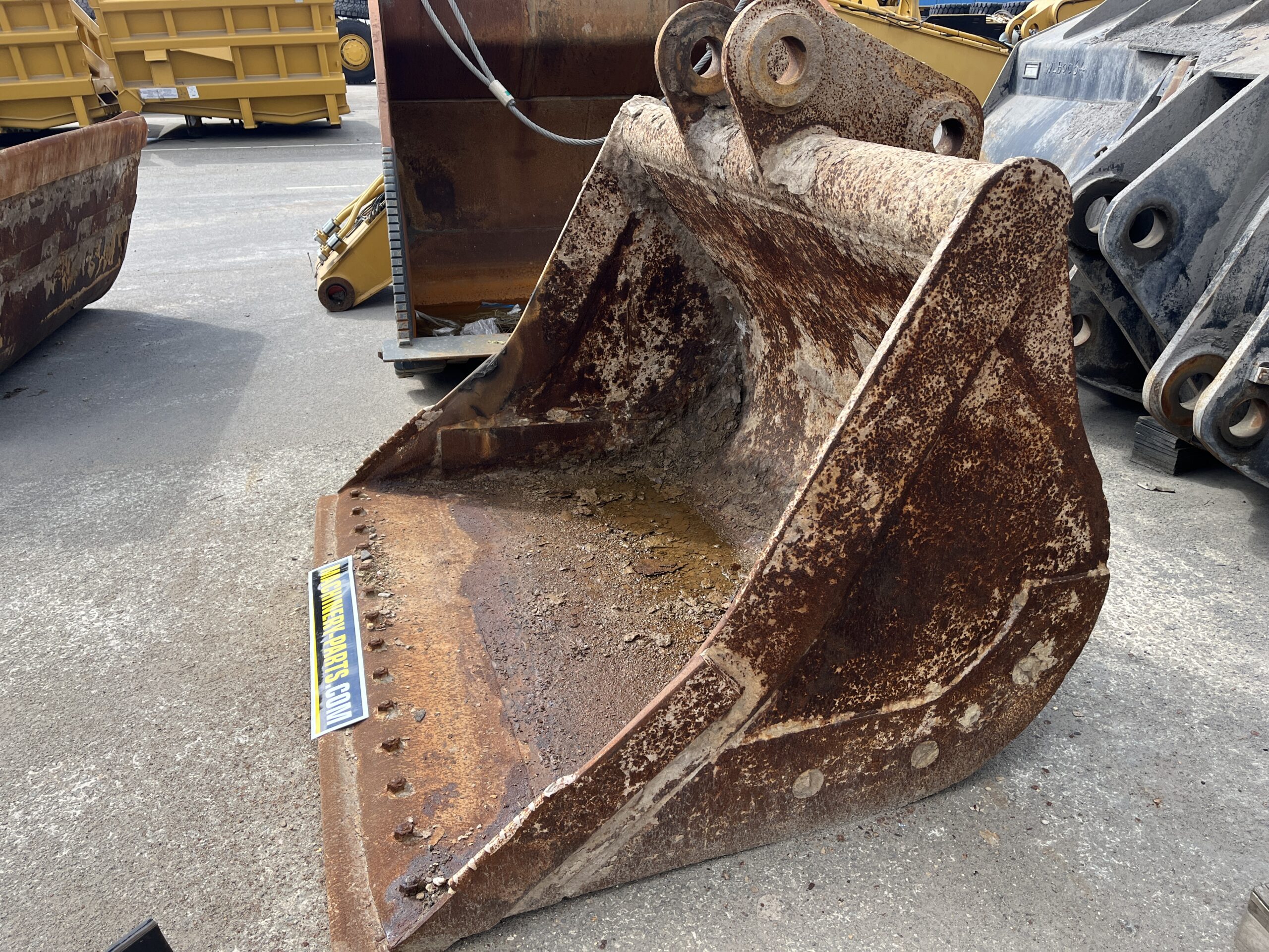 EXCAVATION BUCKET – CAT DB FAMILY – Machinery-parts.com