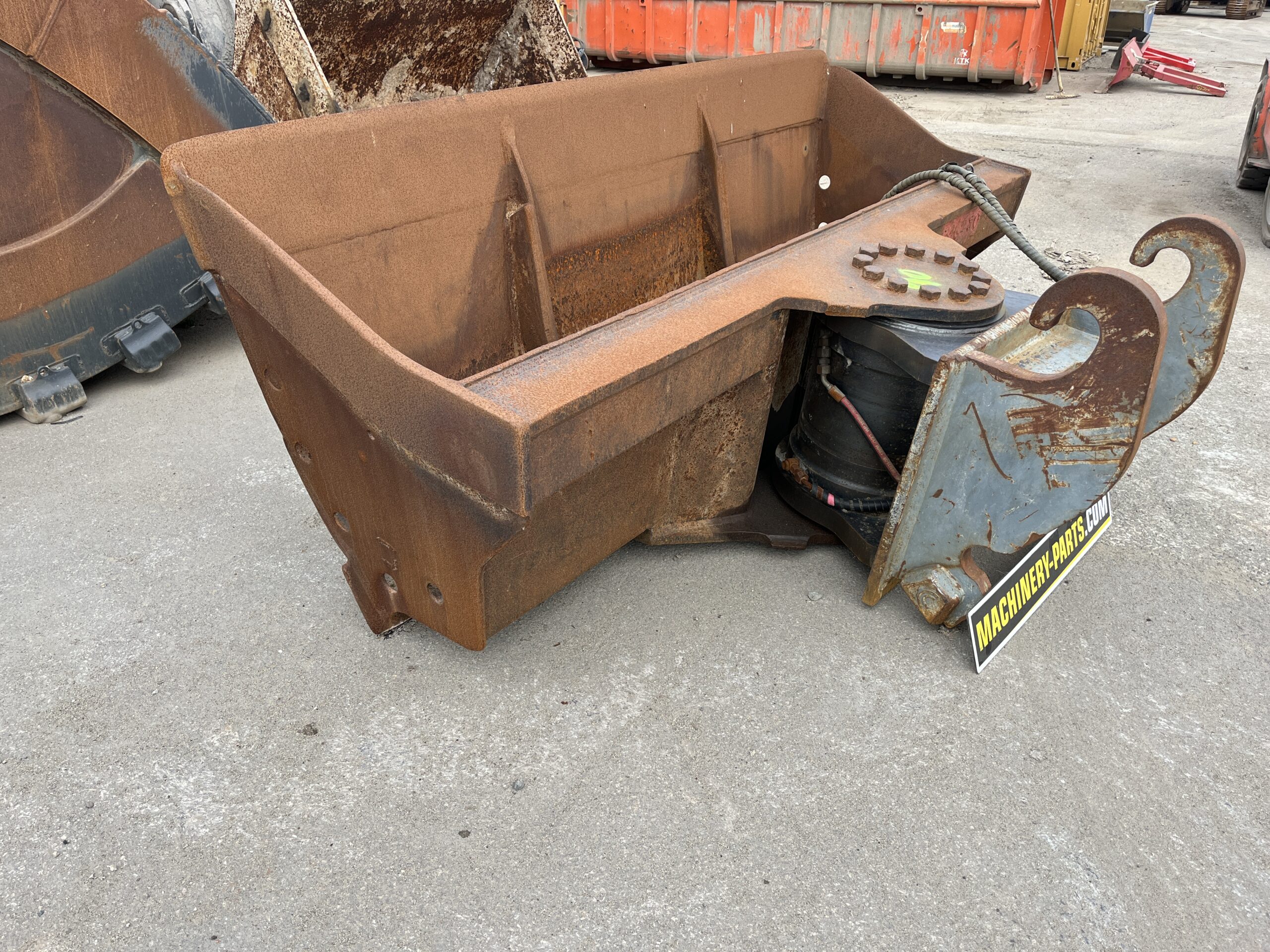 CW40 TILTING BUCKET – Machinery-parts.com